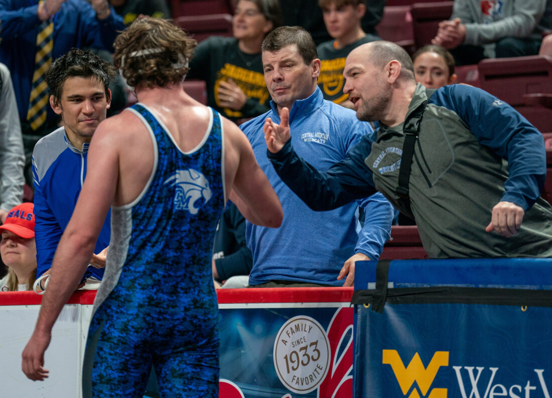 Central Mountain advances four wrestlers to Class AAA quarterfinals ...